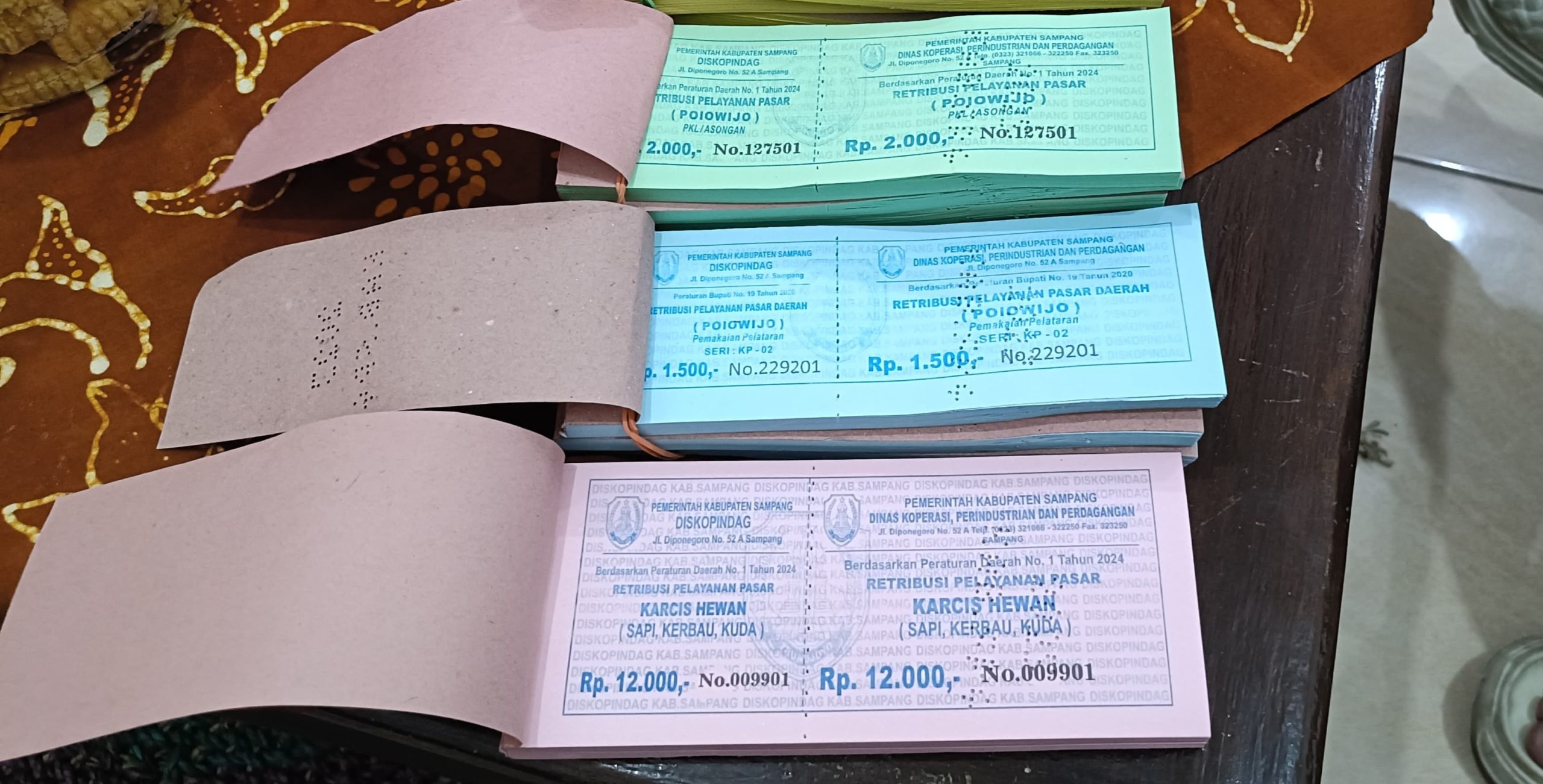 Anggaran Cetak Kertas Karcis Pasar di Sampang Tembus Rp155 Juta | Media ...